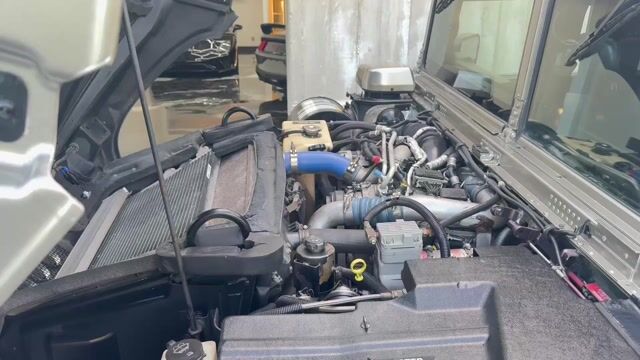 Hummer H1 2006 Engine