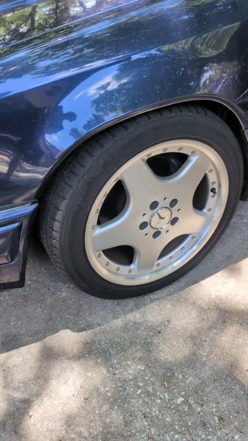 1995 Mercedes-Benz E320 Sedan VIN: WDBEA32E9SC188952 for Sale - Cars & Bids